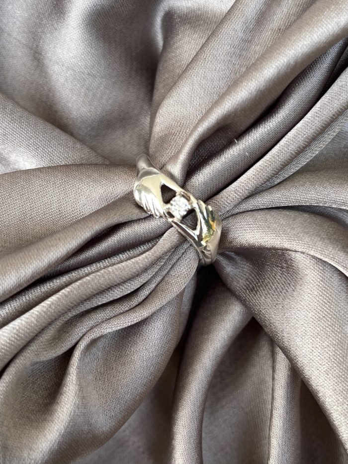 Rings and Mangtika – Sajana by Shagun