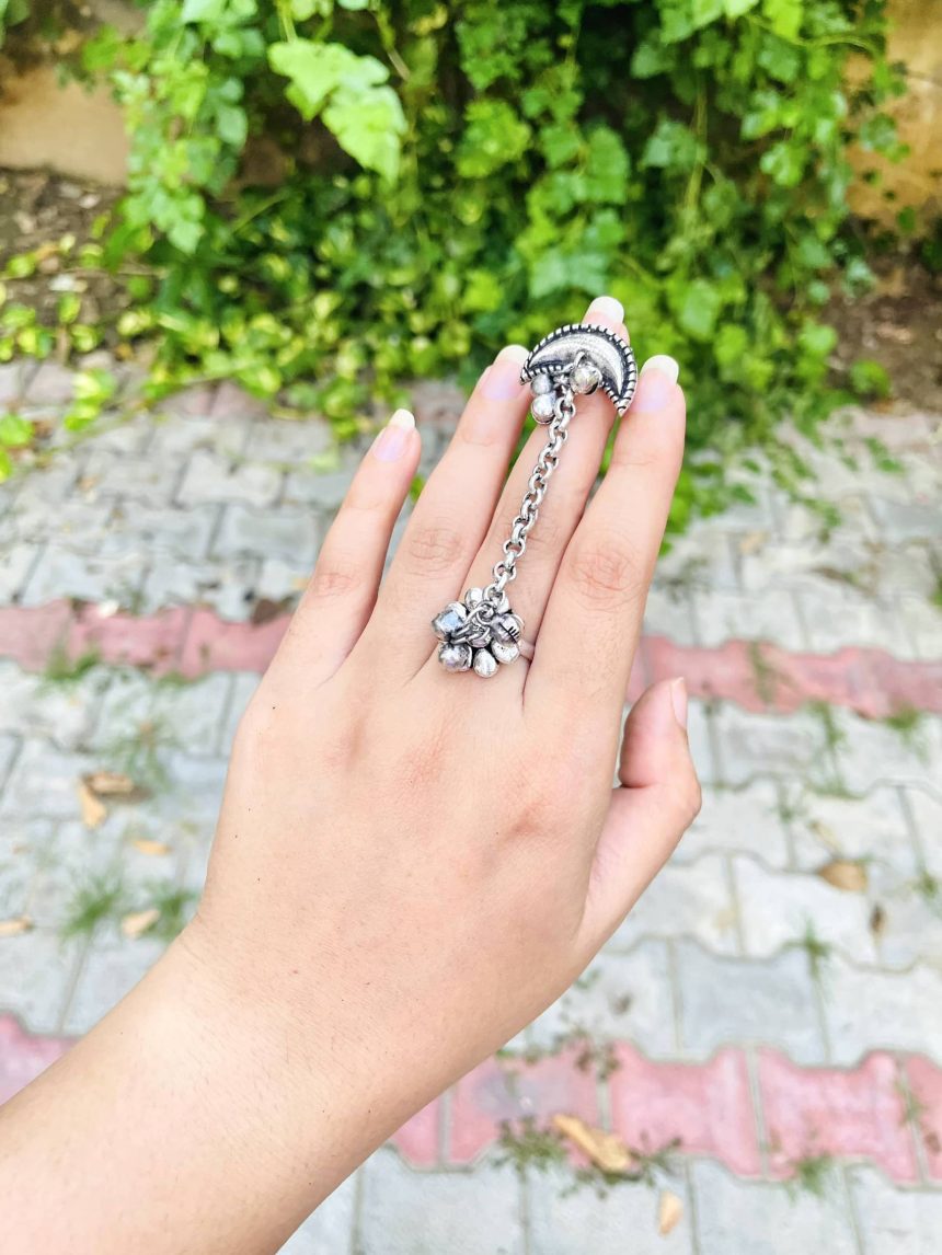 2 pattern brass ring – Sajana by Shagun