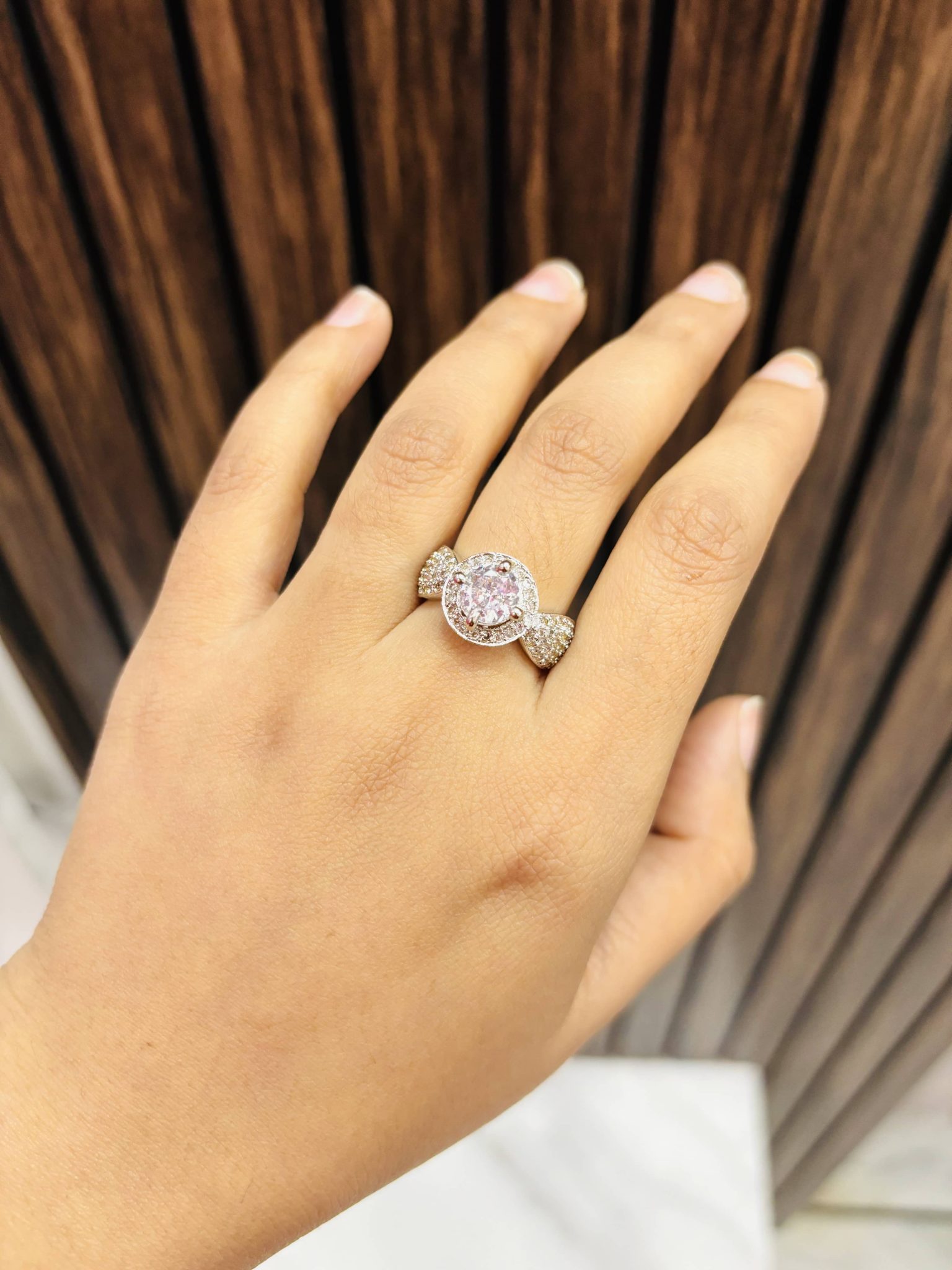 Sarika ad ring – Sajana by Shagun